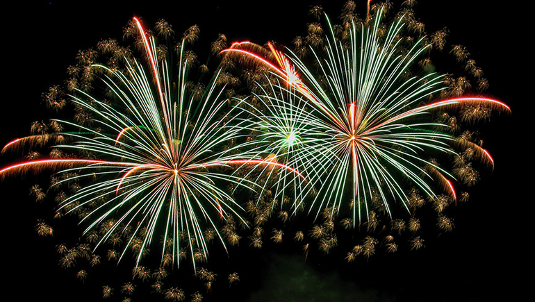 Want to Take Great Photos of Tonight's Fireworks? Here's How ...